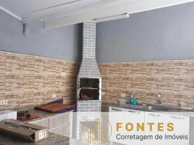 Sobrado frente para Rua face norte, no Vila tesouro de fácil acesso a via Dutra e de ótima localizaç