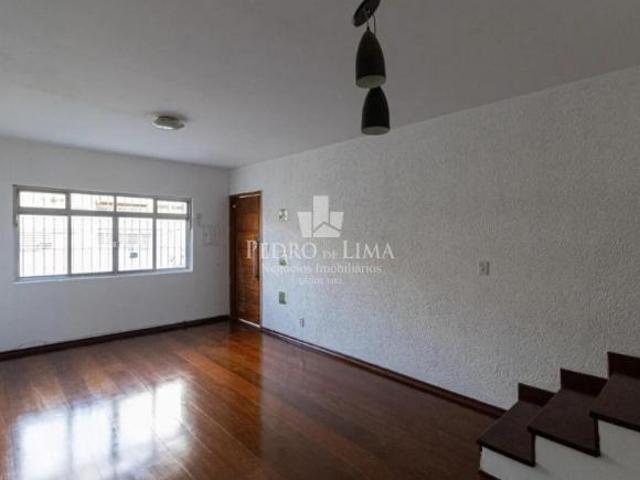 Sobrado frontal, 3 dormitórios sendo 1 suíte, 3 vagas, sacada e 112 m² na Penha