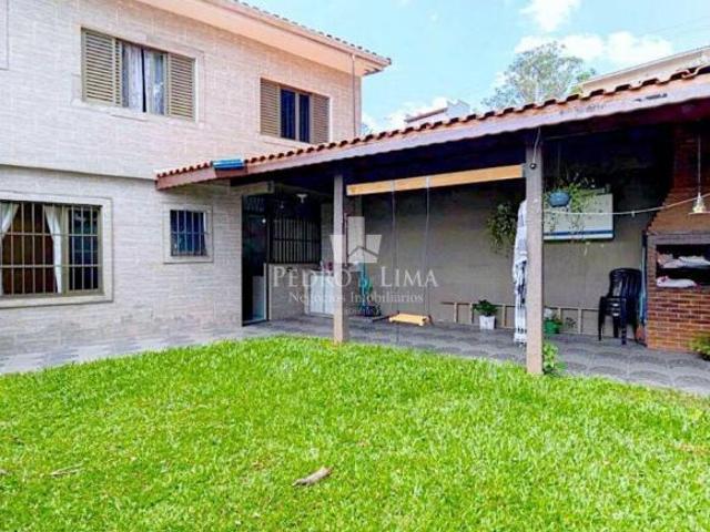 Sobrado frontal 3 quartos 1 suíte, 2 vagas e quintal com gramado, Ermelino Matarazzo