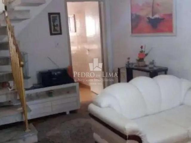 Sobrado Frontal, 3 quartos, 2 vagas na Agua Rasa