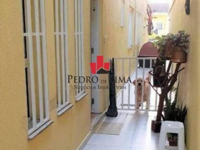 Sobrado Frontal 4 dormitórios, 2 suítes, 2 vagas, na Água Rasa