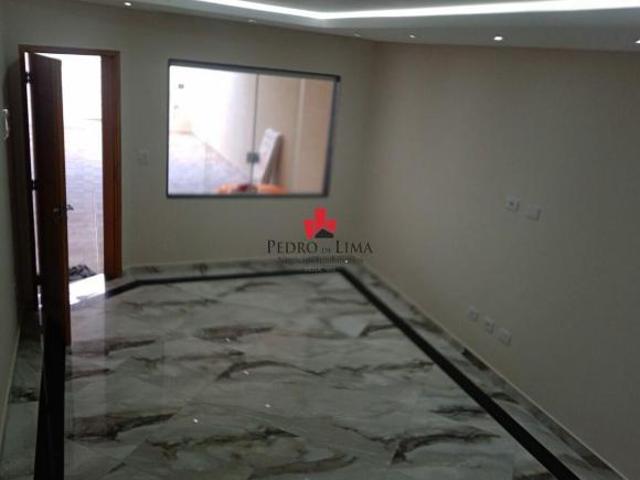 Sobrado frontal com 3 dormitórios e 2 vagas. Fino acabamento na Penha