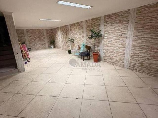 Sobrado frontal com 3 quartos, terraço, quintal, 3 vagas à venda, 227 m² por R$ 649.900,00 Jardim