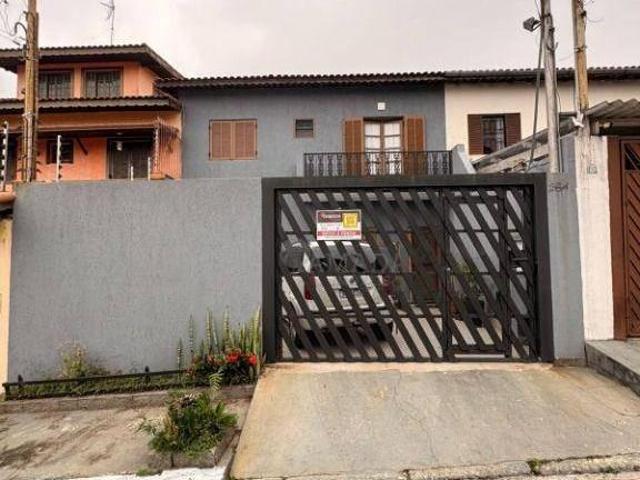Sobrado frontal com 3 quartos, área gourmet, 2 vagas, 90 m² por R$ 595.000 Vila Fidelis Ribeiro