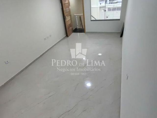 Sobrado frontal com 3 quartos e 1 suíte com 2 vagas na Penha