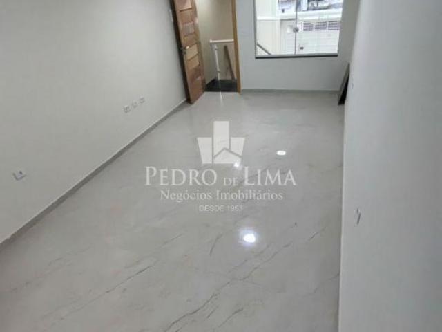 Sobrado frontal com 3 quartos e 1 suíte com 2 vagas na Penha