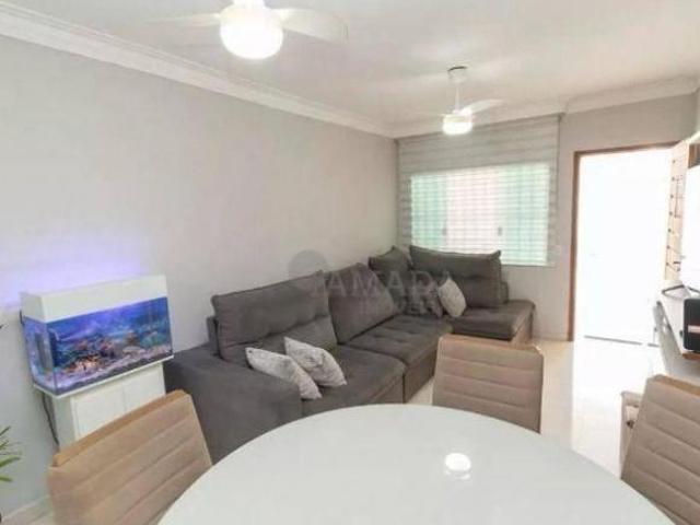 Sobrado frontal com 3 quartos sendo 1 suíte, área gourmet, 2 vagas à venda, 100 m² por R$ 680.000