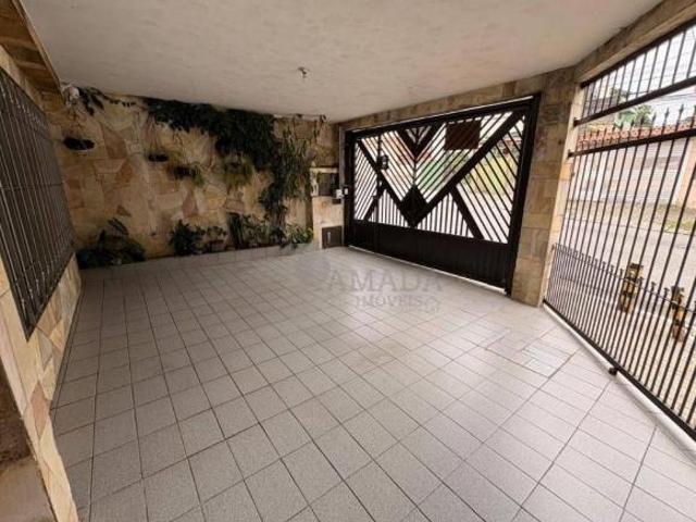 Sobrado frontal com 3 quartos sendo 1 suíte, 2 vagas à venda, 225 m² por R$ 750.000 Vila Ré São