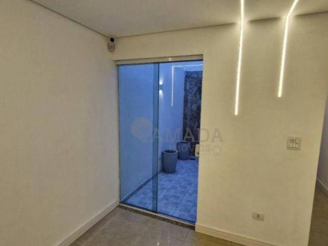 Sobrado frontal com 3 quartos sendo 3 suítes, 2 vagas à venda, 110 m² por R$ 750.000 Vila Matilde