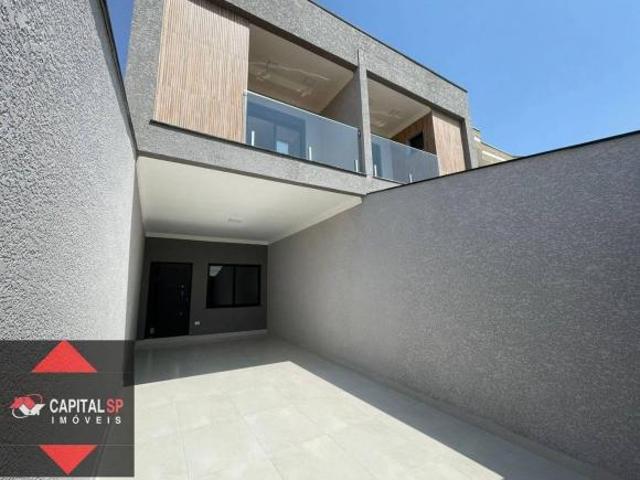 Sobrado frontal à venda, 03 quartos sendo 03 suítes, 02 vagas, área gourmet, 159 m² por R$ 950.000