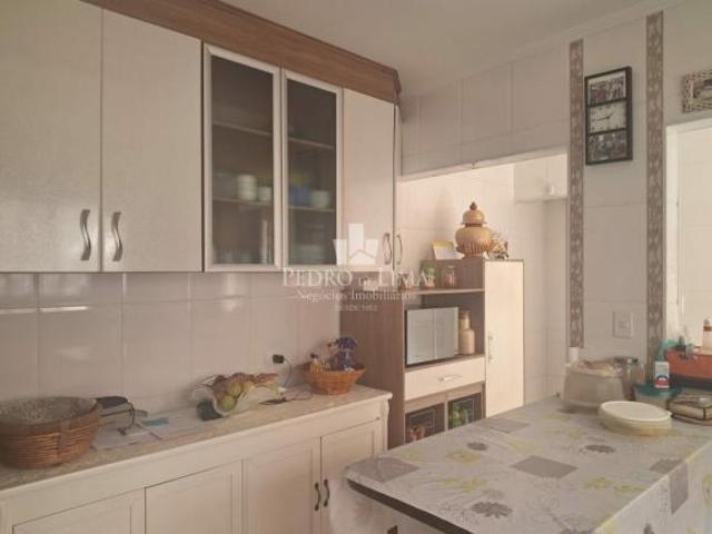 Sobrado frontal á venda na Penha/Vila Marieta com 3 quartos amplos sendo 1 suíte, 2 vagas