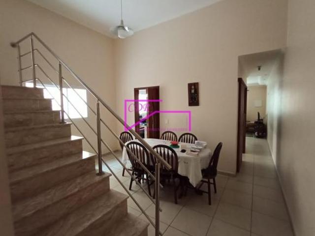 Sobrado Frontal Jardim Munhoz