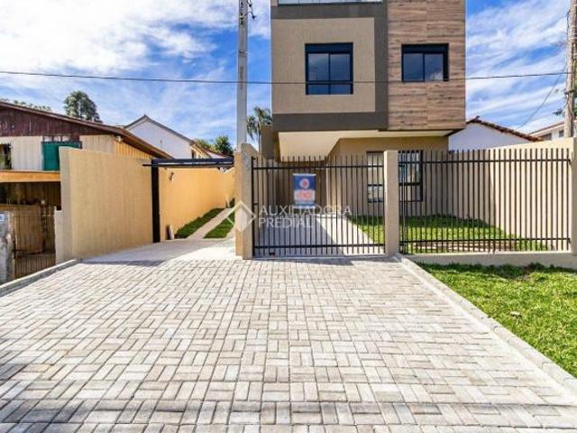 Sobrado frontal novo com ático Residencial Vicenza | Bairro Alto