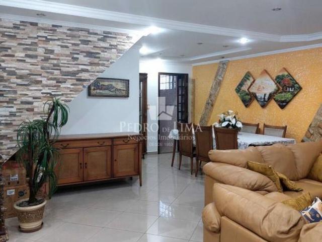 Sobrado frontal na Vila Granada Penha