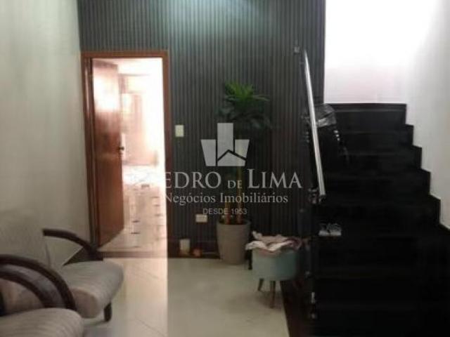 Sobrado frontal na Vila Matilde 420m² útil 5 dormitórios, Piscina e Mobiliado