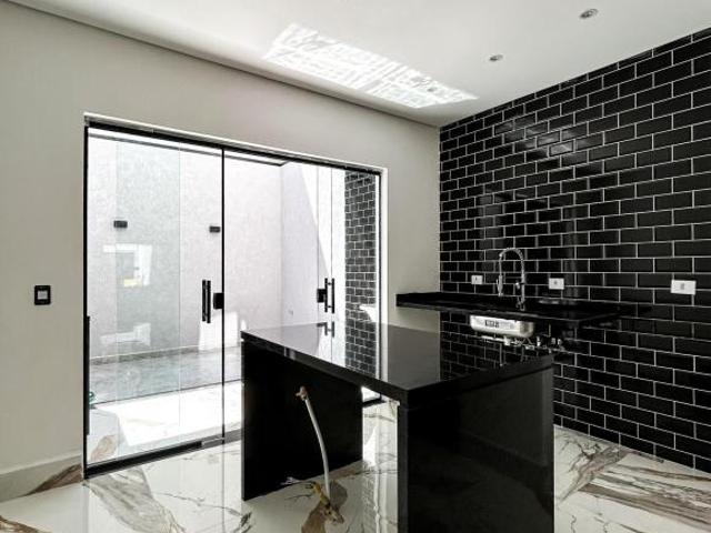 SOBRADO FRONTAL SANTA ISABEL/VILA CARRÃO | 3 SUITES | 2VAGAS | 140M²