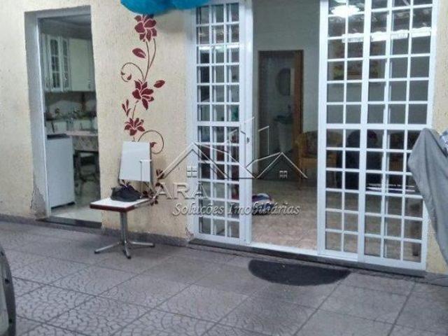SOBRADO FRONTAL PARA VENDA NA PARADA XV DE NOVEMBRO