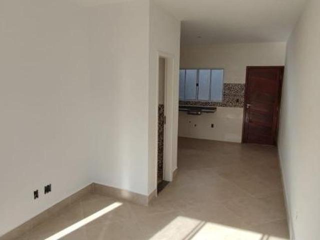 SOBRADO FRONTAL V. JACUÍ RUA JOSÉ SANTANA 2 DORMS, SALA, COZINHA, WC + LAVABO, 64M², 1 VAGA, QUINT