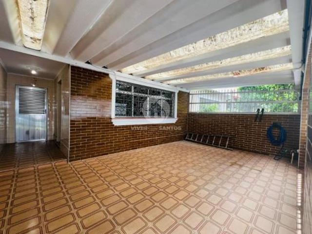 Sobrado Geminada com 2 quartos no Macuco em Santos