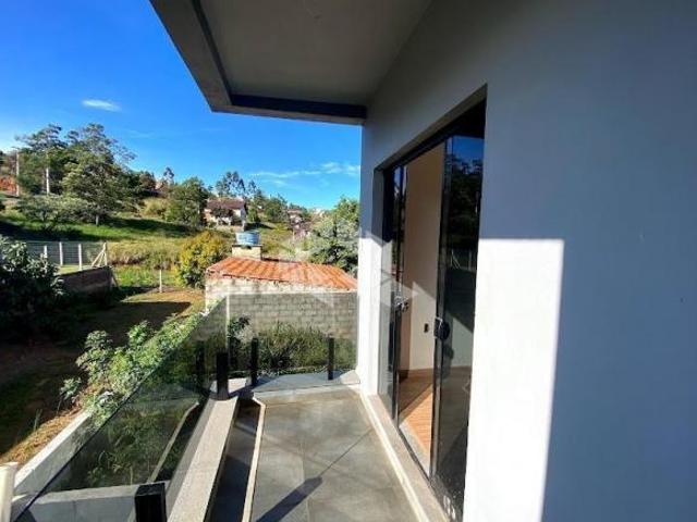 Sobrado Geminado Novo em Estância Velha
