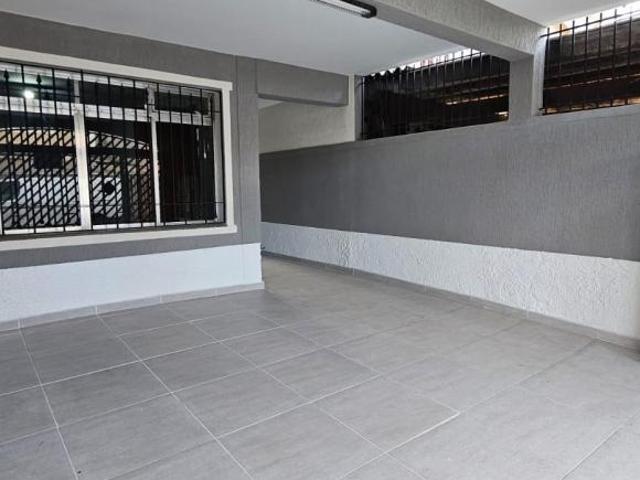 Sobrado Geminado à Venda no Ferreira, SP | 3 Quartos 2 Suítes | 134m²
