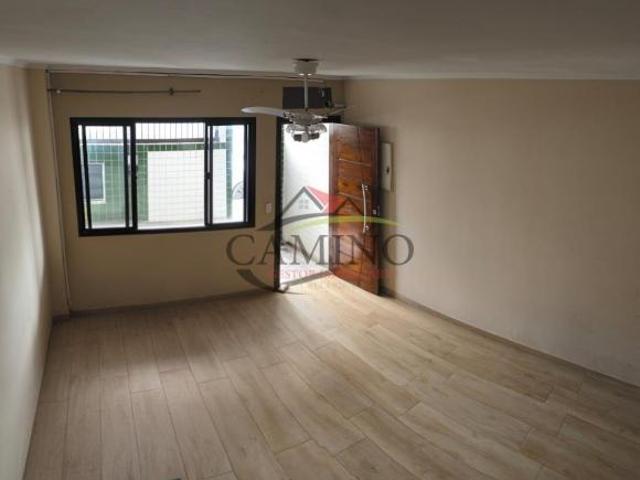 Sobrado Geminado à Venda – Próximo à Av. Adhemar de Barros – Guarujá/SP