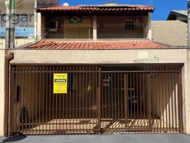 SOBRADO GEMINADO COM EXCELENTE LOCALIZAÇÃO ZONA LESTE LONDRINA