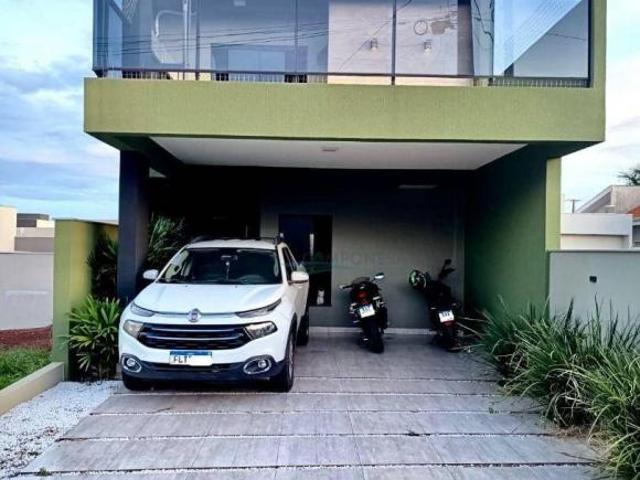 SOBRADO GEMINADO DE ALTO PADRÃO 128 M² 3 QUARTOS SENDO 1 SUITE COND