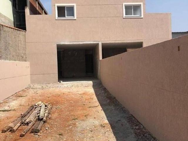 Sobrado Geminado em Arujá à sua escolha!