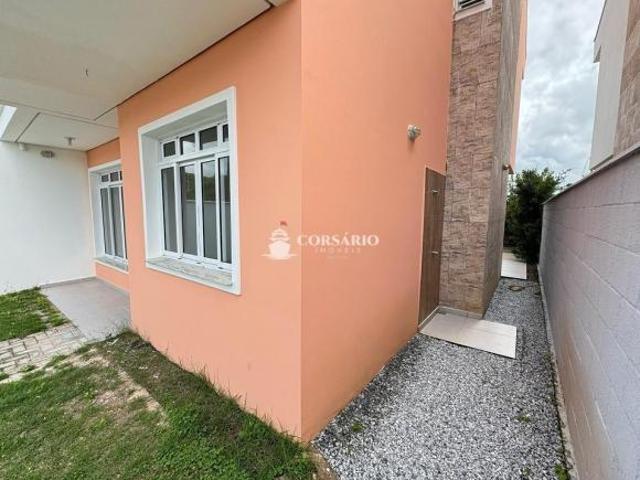 Sobrado Geminado em Pontal do Sul