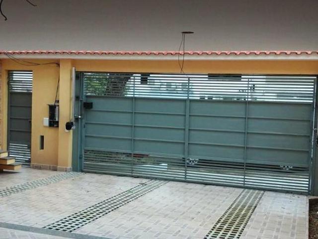 Sobrado Geminado para venda no Jardim Aeroporto