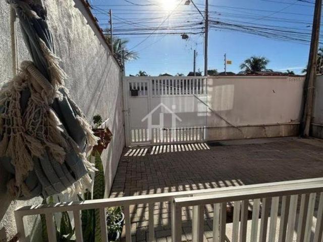 Sobrado Geminado Região Central Ótima localização