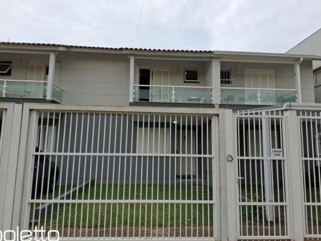 Sobrado Geminado, 3 dormitórios condomínio Bela Vista em Torres