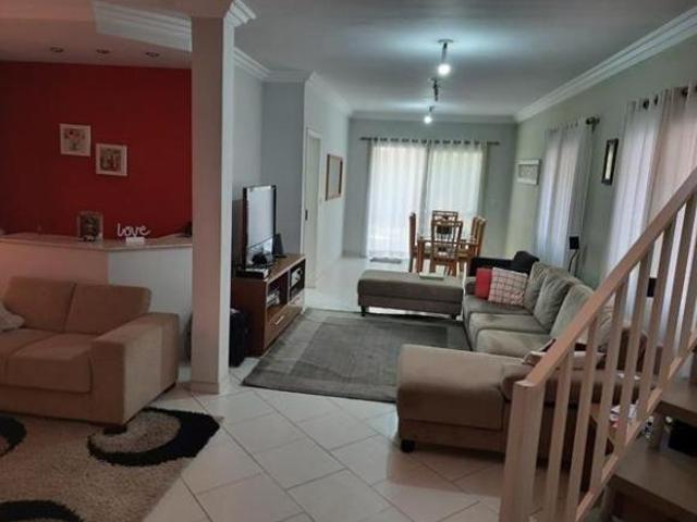 Sobrado Granja Viana 4 dormitórios 2 vagas