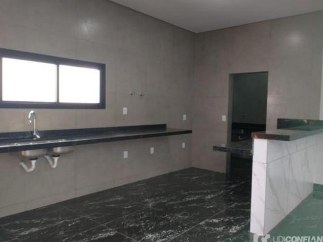 Sobrado, Granja Marileusa, Uberlândia, MG