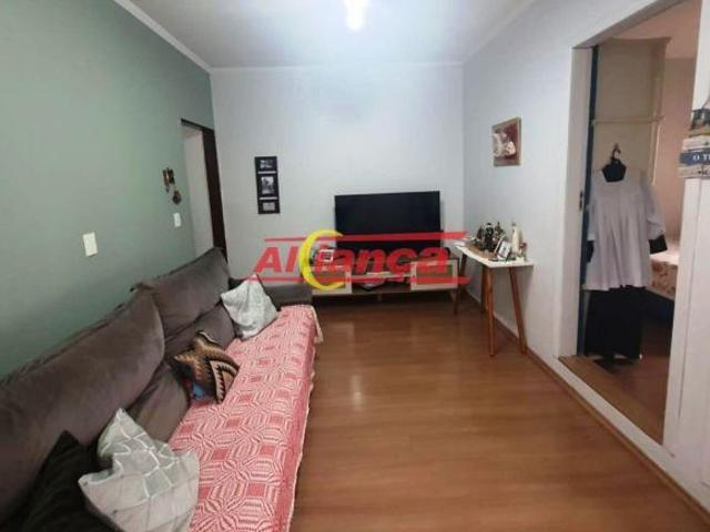 Sobrado ideal para renda com duas residências no Jd. Santa Inês