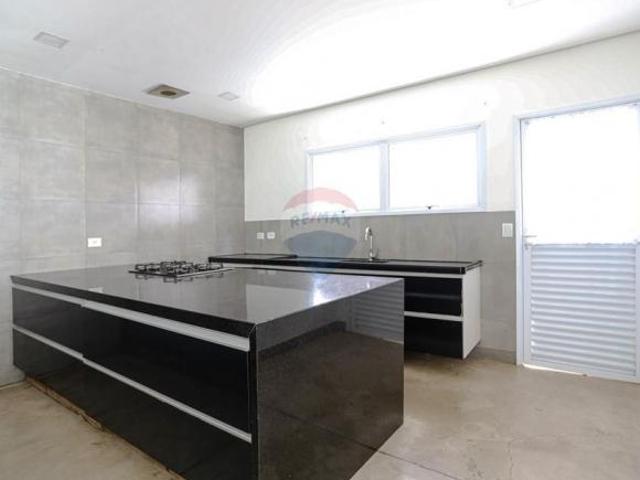 Sobrado alto padrão à venda ou locação com 378m² com 4 suítes em Mogi das Cruzes!