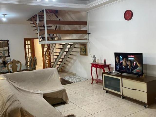 Sobrado Imponente no Parque Continental II – 553m²