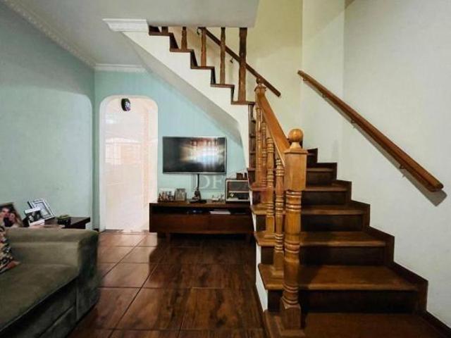 Sobrado Impecável 80m²/ Planejados / 2 dorm. / Sacada / 1 vaga