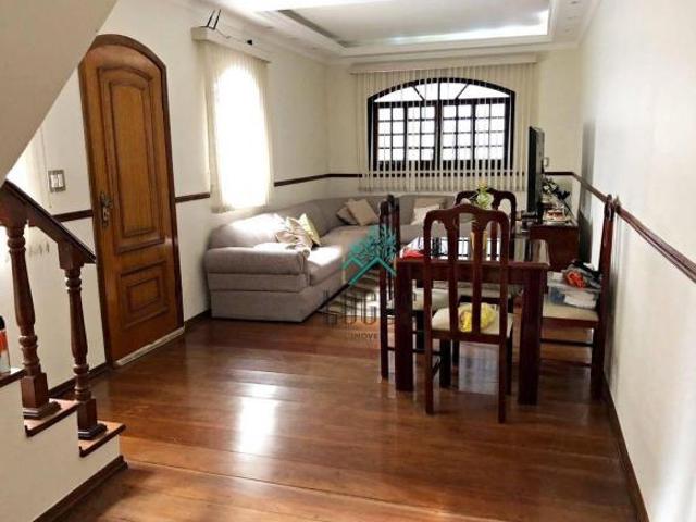Sobrado IMPECÁVEL com 205m² composto por 4 dormitórios sendo 1 suíte, à venda por R$ 765.000 Santa