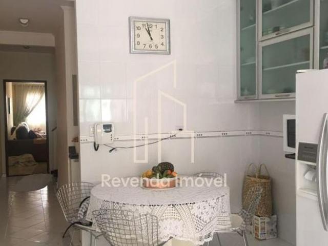 Sobrado Impecável na Penha de França: 3 Quartos, 1 Suíte, 2 Banheiros, 5 Vagas de Garagem, 180m² de