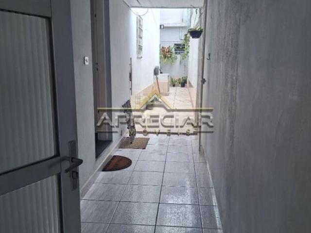 Sobrado individualizado à venda em São Paulo SP, bairro Jardim São Carlos: 2 quartos, 1 sala, 3 banh