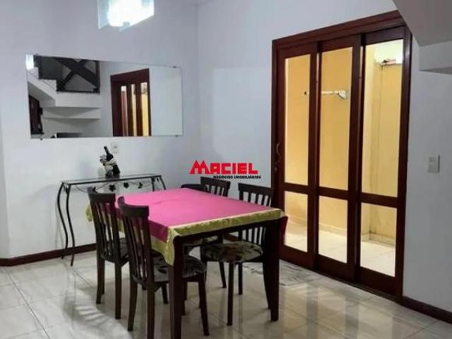 Sobrado início Bosque dos Eucaliptos 3 dorm