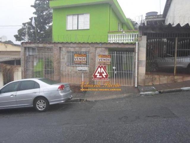 Sobrado isolado com 3 quartos à venda em Vila São Ricardo
