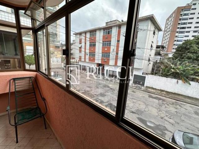 Sobrado isolado na Ponta da Praia