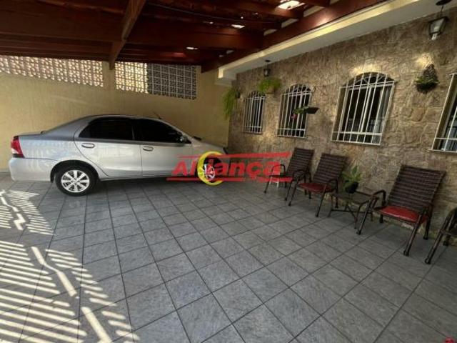 SOBRADO JARDIM VILA GALVÃO 3 DORMS, 3 VAGAS 185m²