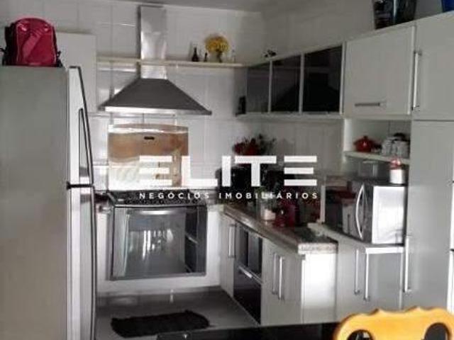 Sobrado Jardim Bela Vista com 3 quartos 1 suíte