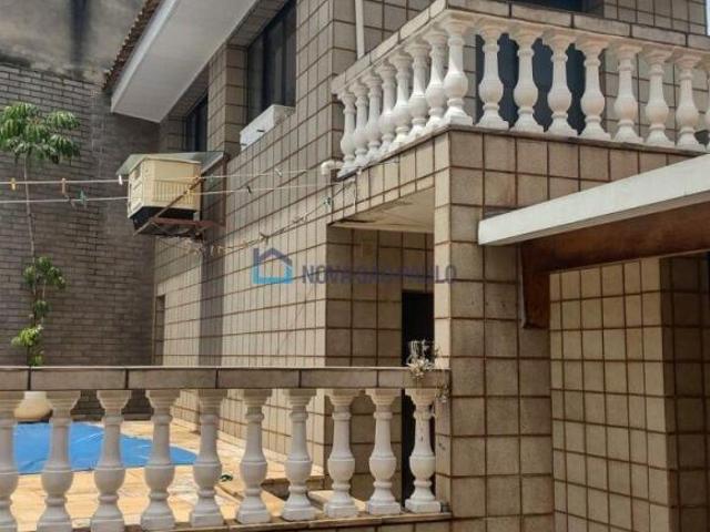Sobrado Jardim da Saúde com 18 mt de frente, 4 Dormitórios, 3 Suítes. Aceita Permuta