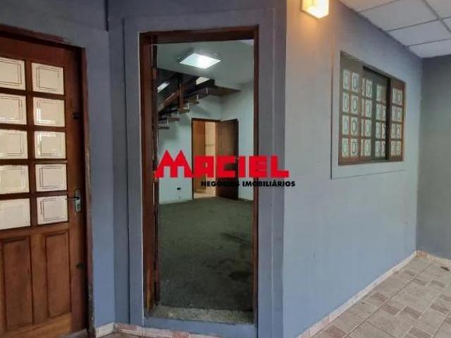 Sobrado Jardim das Indústrias 3 dorm. 123,84 m²