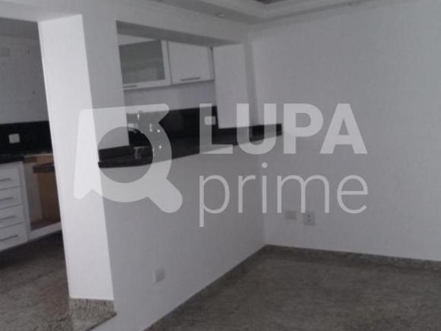 Sobrado Jardim França 206 metros quadrados 5 vagas